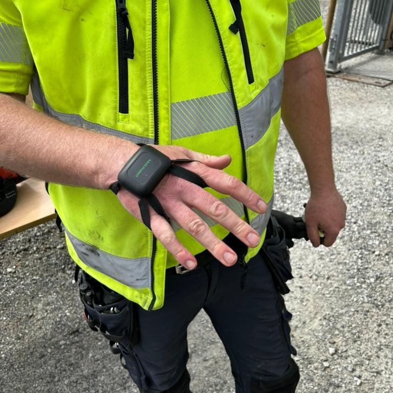 HAVS Protect Vibration Sensor measures and alarms in real time